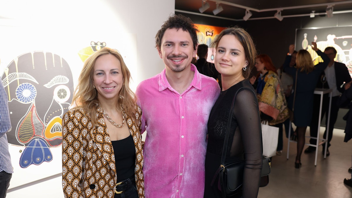 In Papas Galerie – Julian le Play: Liebes-Outing bei Küstner-Schau ...