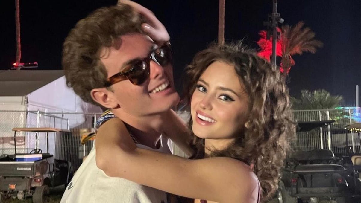 Sie lässt die Hüllen fallen – Leni Klum zeigt sich ganz nackt unter der Dusche | Heute.at