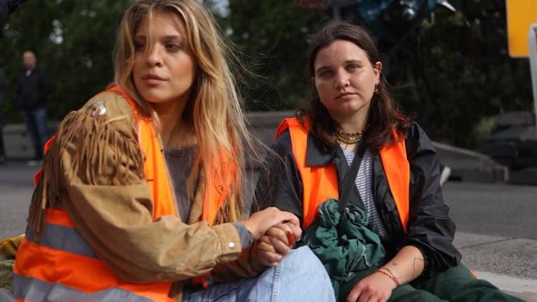 Anja Windl in Haft – "Klima-Shakira" muss jetzt in Wien ins Gefängnis ...