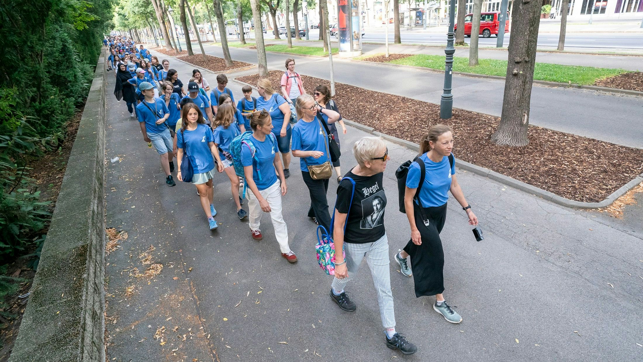 Wien – Schüler marschieren "nach Hause" in die Zirkusgasse – Wien ...