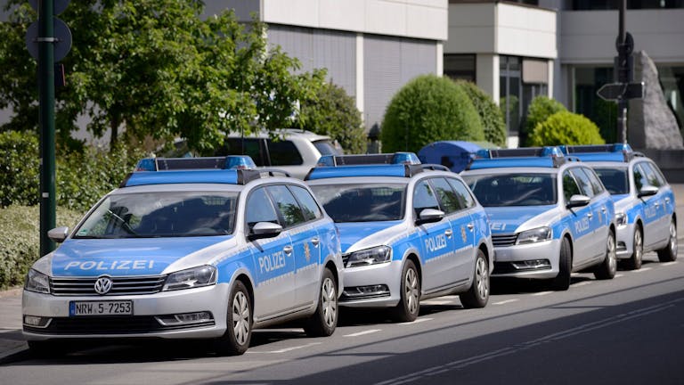 Die Polizei im deutschen Bundesland Nordrhein-Westfalen hat die ...
