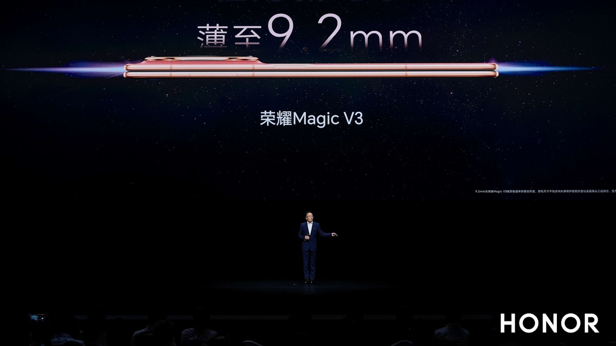 Nur 9,2 Millimeter – Honor stellt ultradünnes Falt-Handy Magic V3 vor ...