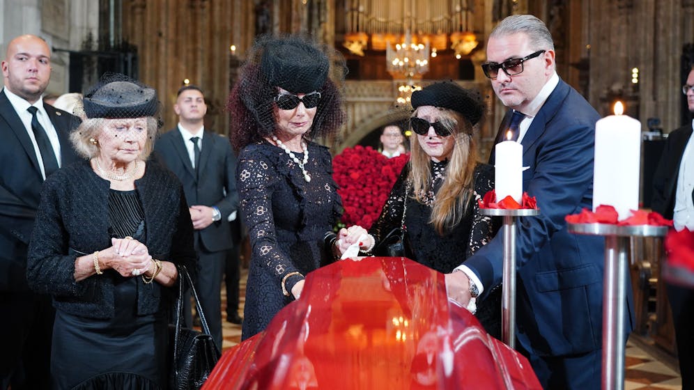 Tradition aufrechterhalten – Jacqueline und Leo Lugner treten Mörtels Erbe an | Heute.at