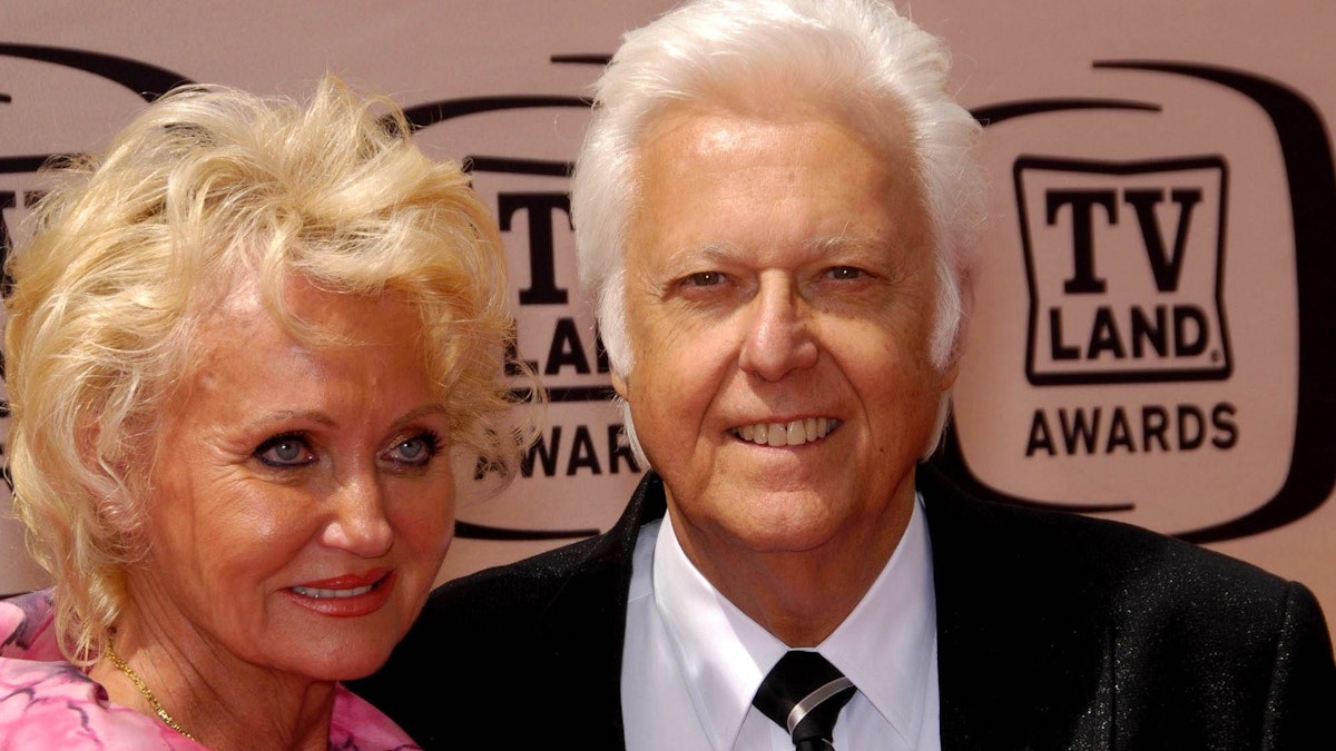 Seinen Hit kennt jeder – Er besang das "Love Boat" – Jack Jones mit 86 ...