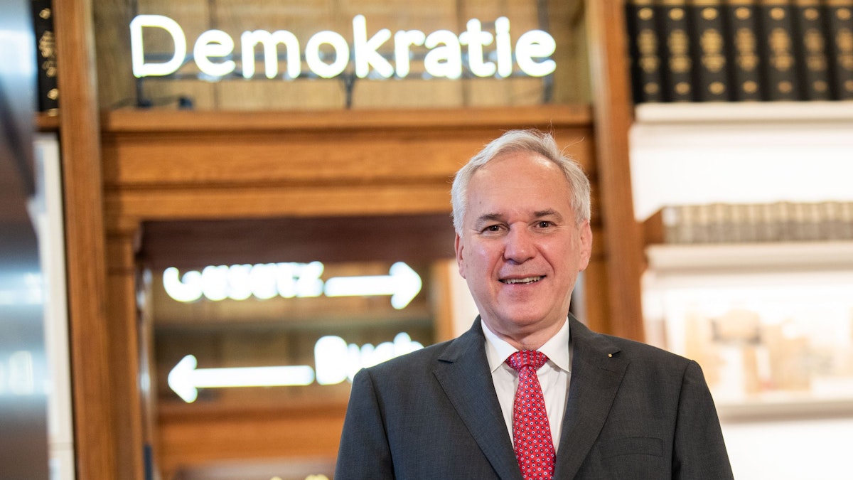 Blauer Nationalratspräsident – "Unerträglich!" Scharfe SPÖ-Kritik an ...