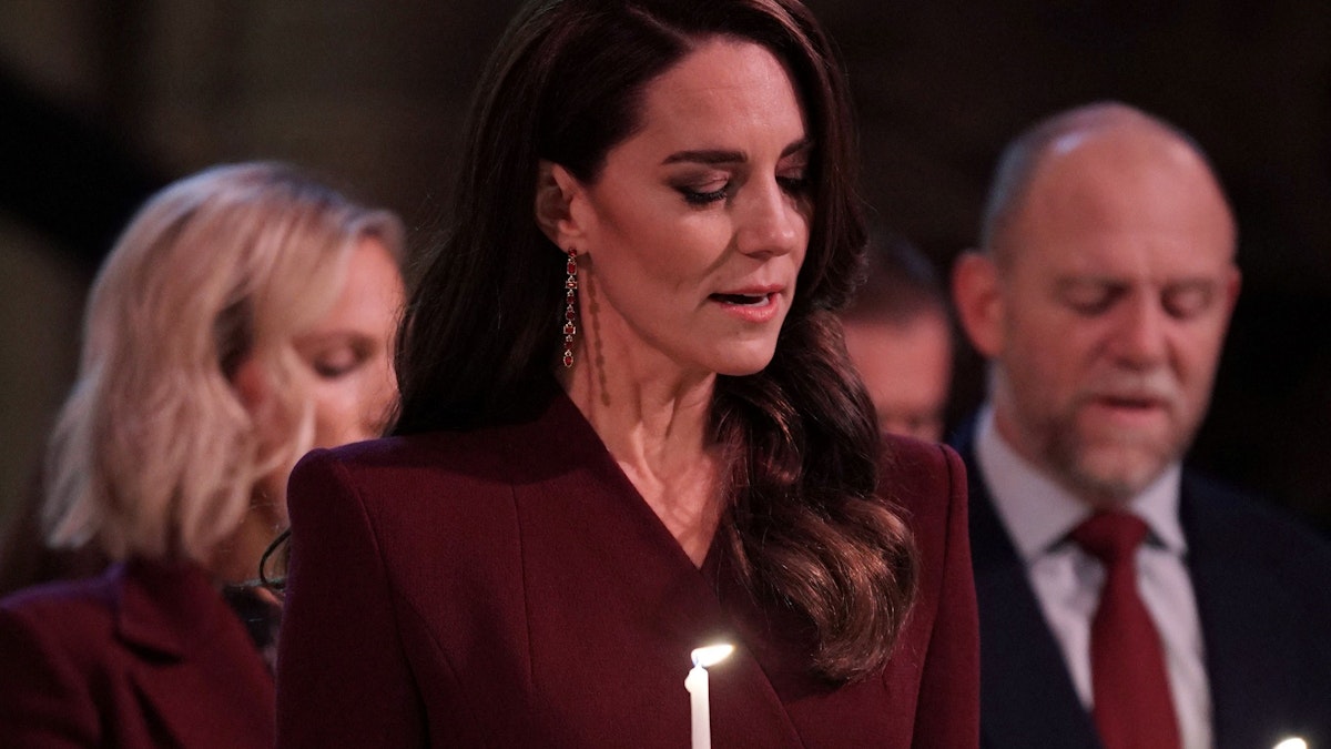 Kurz vor Weihnachtskonzert – Nach schwerem Jahr – Kate verschickt ...