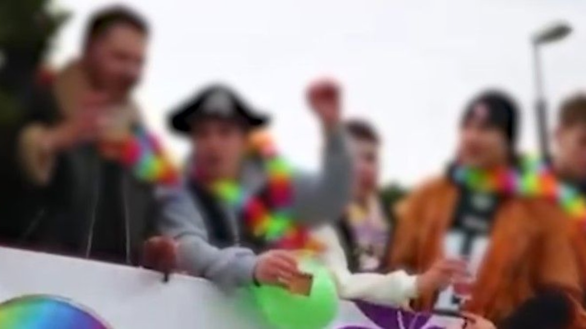 "Ausländer raus" – 26-Jähriger wegen rassistischem Song vor Gericht ...