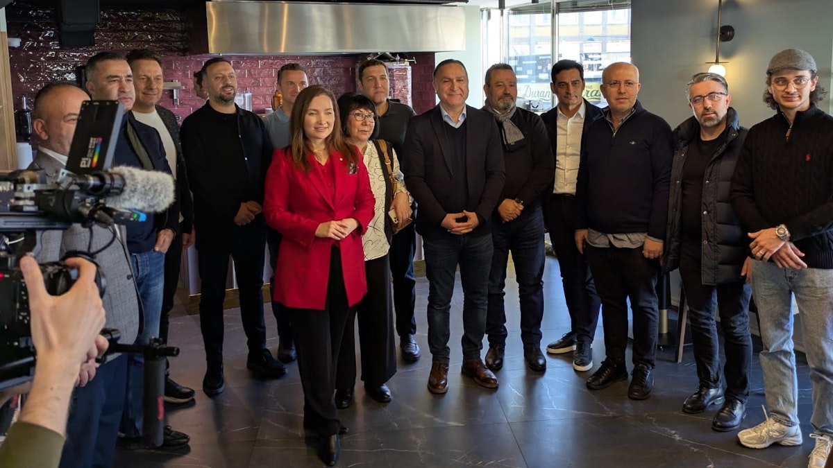 Konkurrenz kocht vor Wut – Wiener Döner-Skandal: "Wir kennen das schwarze Schaf!" | Heute.at