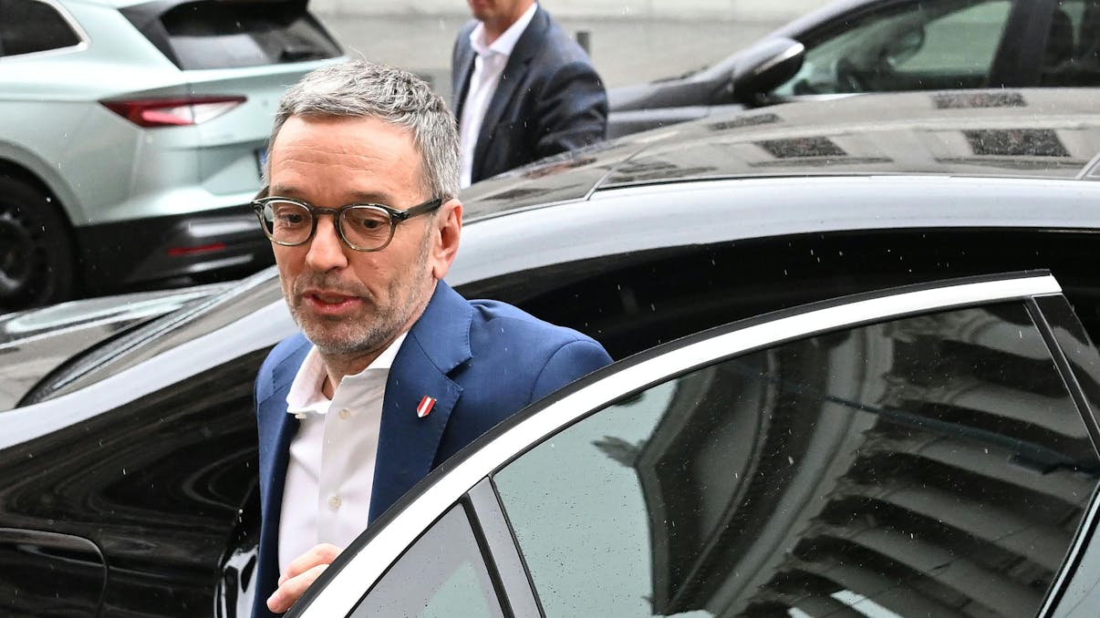 "Machtrausch" vorgeworfen – ÖVP geht auf Kickl los: "Er saß nur 7 Stunden am Tisch" | Heute.at