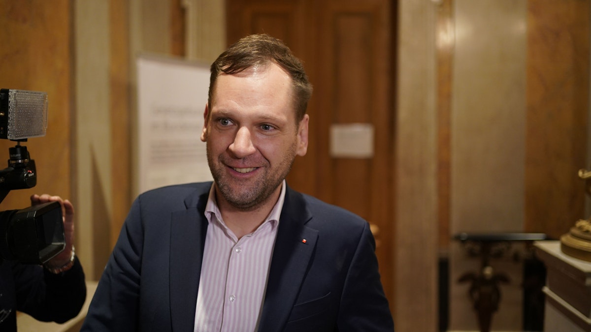 Mit 97 Prozent gewählt – Babler Vizekanzler – Kucher wird neuer SPÖ ...