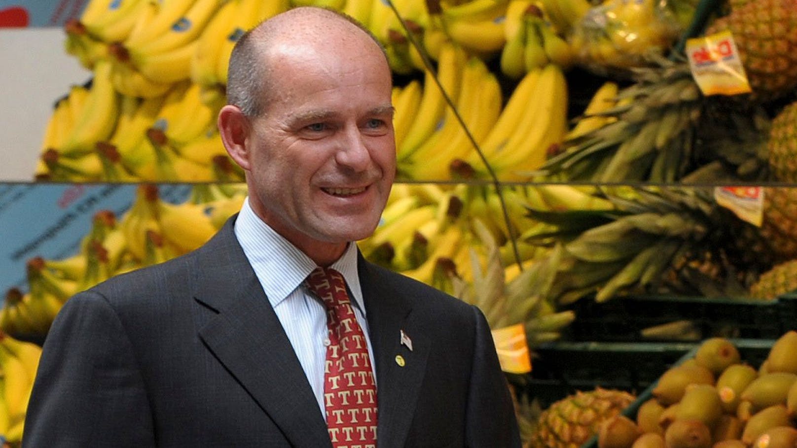 Karl-Erivan Haub gesichtet – Neue Fotos vom vermissten Tengelmann-CEO ...