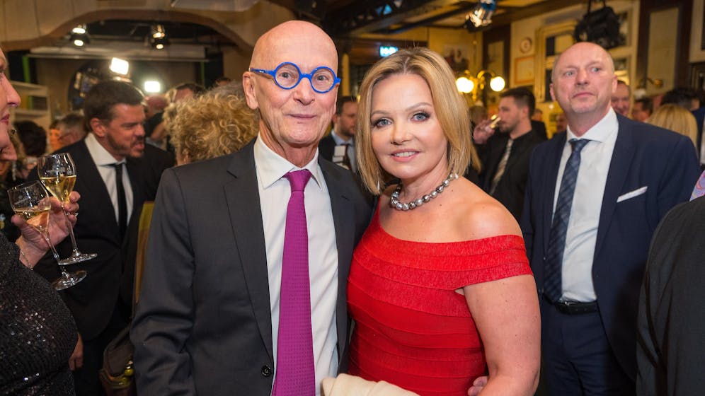 Trennung des Traumpaars – "Getrennte Wege" – Ehe-Aus bei Kurt Mann und Joanna | Heute.at