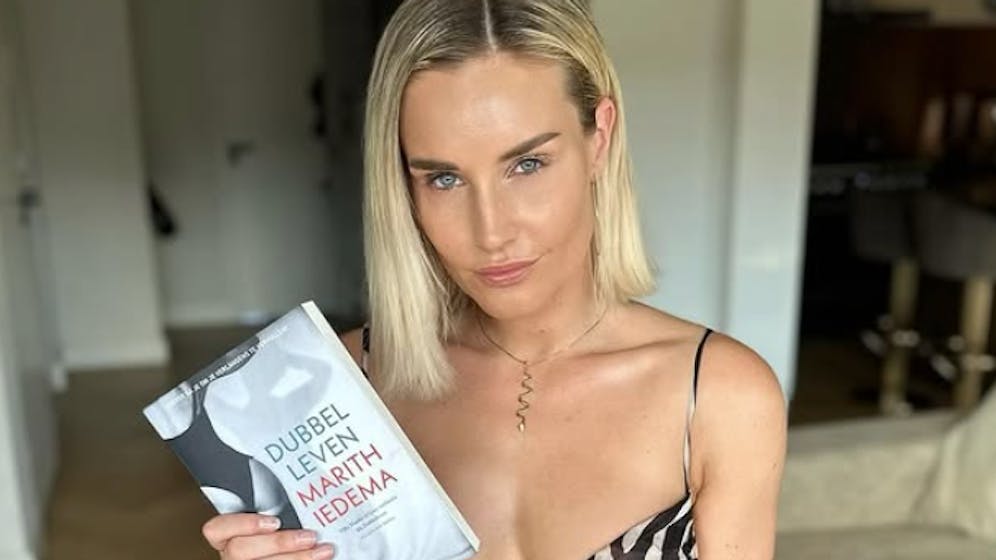 Sorgt für heiße Diskussionen – Marith (36) posiert nach Brustkrebs nackt im Playboy | Heute.at