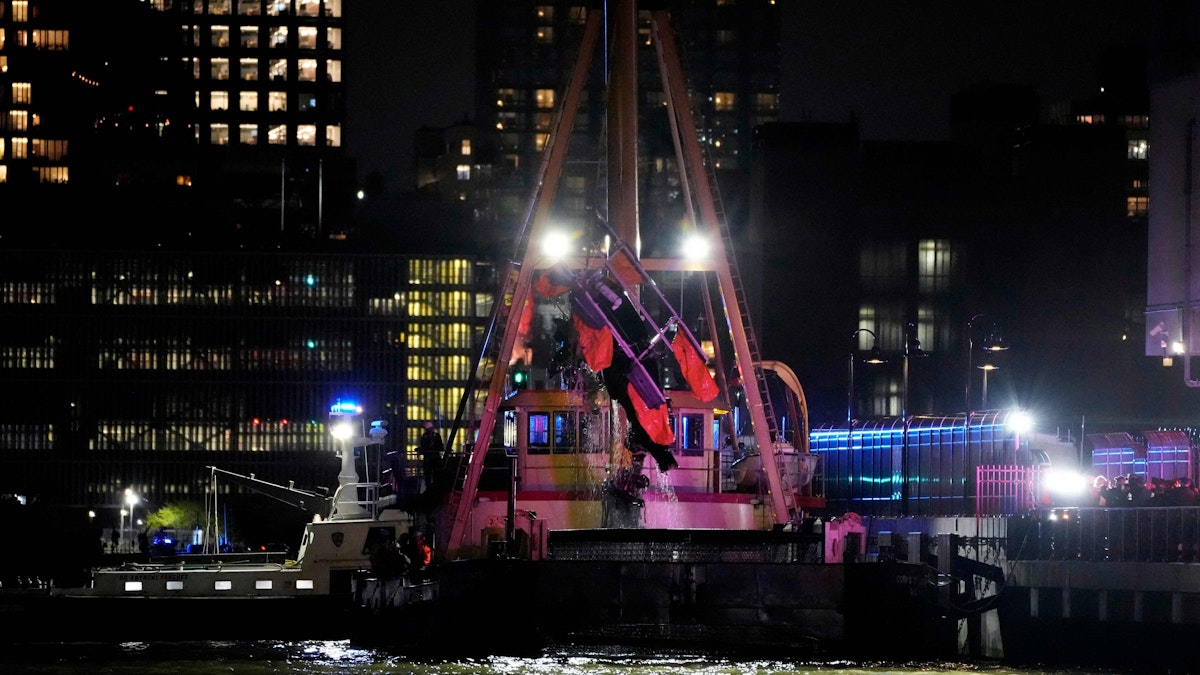 Ganze Familie tot – Heli-Absturz: Experte vermutet ein "Mast Bumping ...