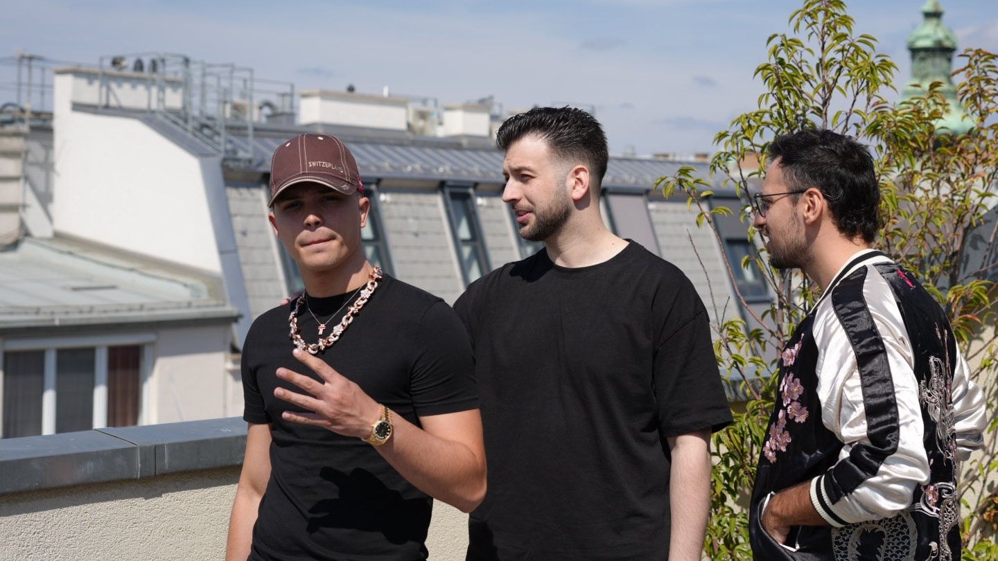 Rapper Voyage zu Besuch bei "Heute" | Heute.at