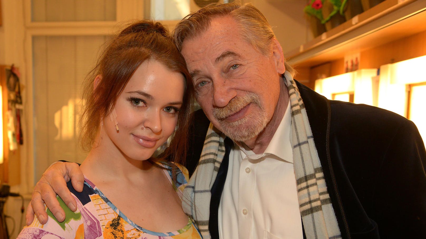 "Er wäre so gerührt" – Peter Rapps Tochter Roxanne bricht ihr Schweigen ...