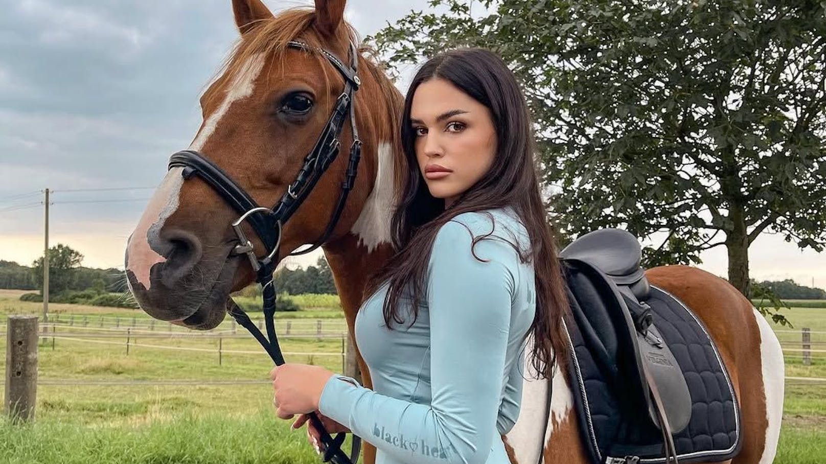 Sie zeigen (fast) alles – Heidis "GNTM"-Männer liefern sich Nackt-Duell im Netz | Heute.at