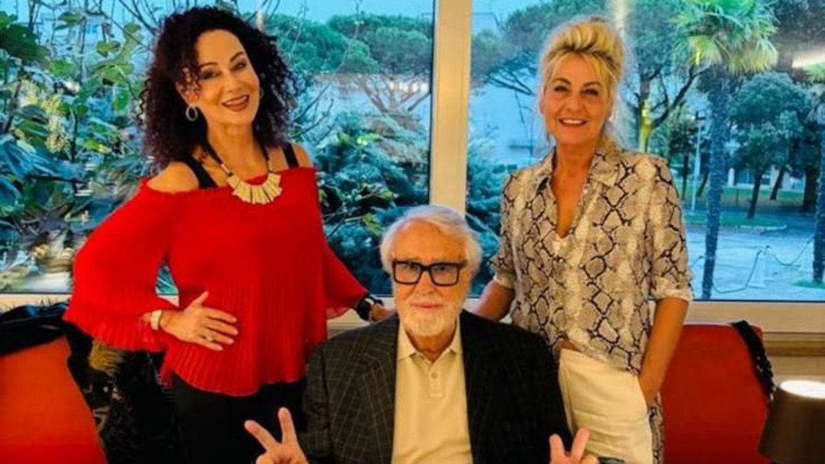 Nach Liebesmeldungen – "Mausi" Lugner wehrt sich: "Das ist Fake, stimmt ...