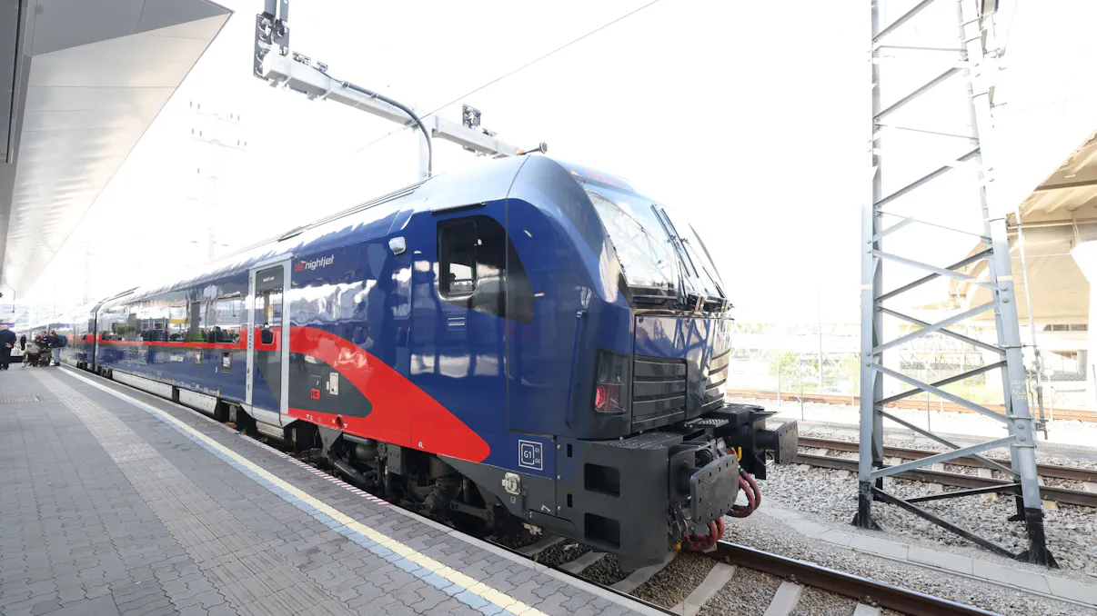 ÖBB und Westbahn betroffen – Zug-Ausfälle, Umwege! Deutsches Eck ...