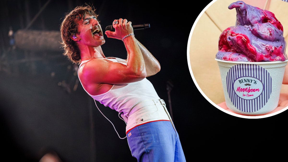 Love lilah gallery the sight of her flowing brown locks,