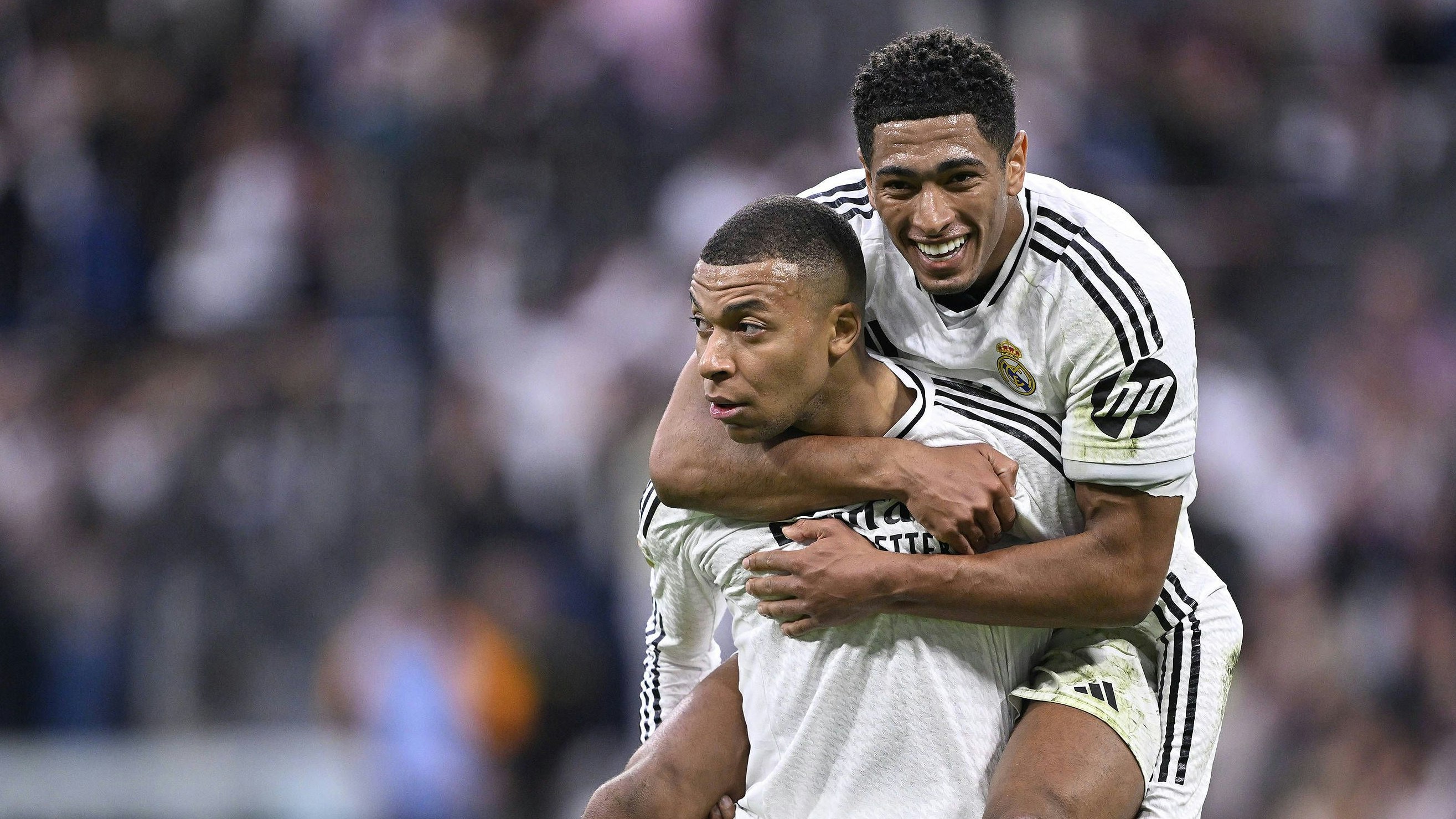 Ausverkauft, Schwarzmarkt – Teure Real-Tickets – WSG Tirol mit einer Klarstellung | Heute.at