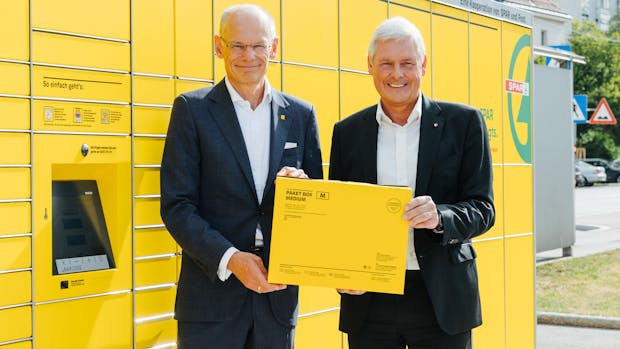 Post-Chef Walter Oblin und Spar-Vorstandsvorsitzender Hans K. Reisch ...