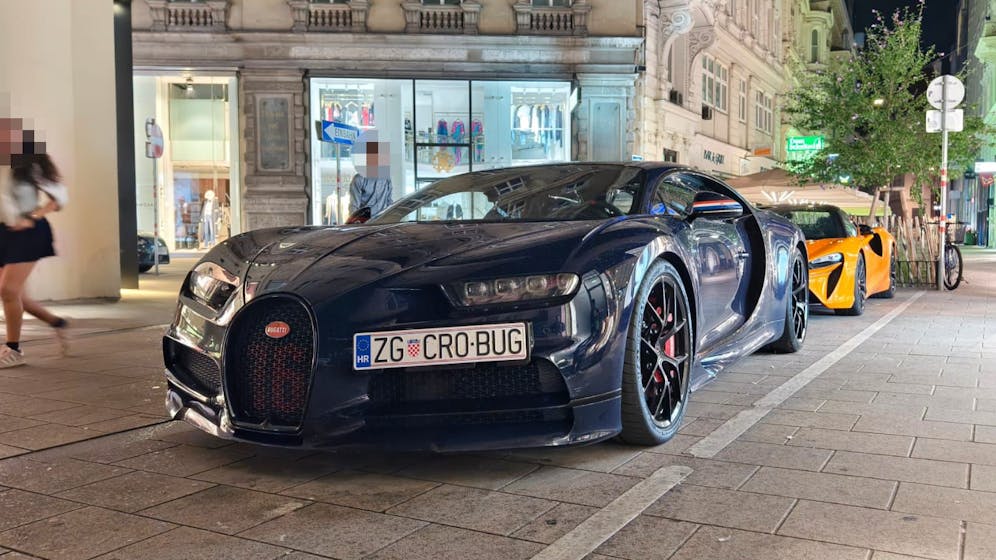 Die besten Fotos – "Cro Bug" in Wien! Mate Rimac mit Bugatti in der City | Heute.at