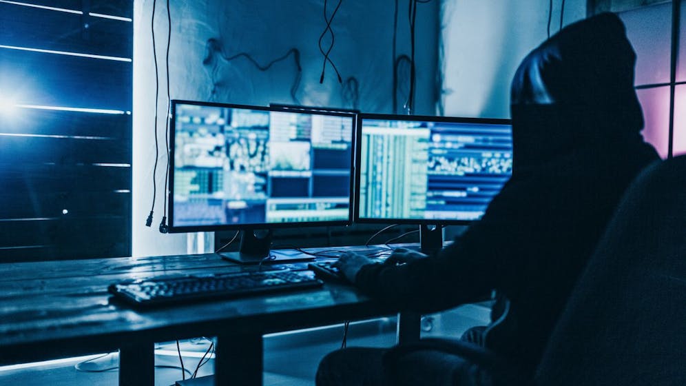 Mehrere Internetseiten und Unternehmen hatten mit Störungen zu kämpfen ...