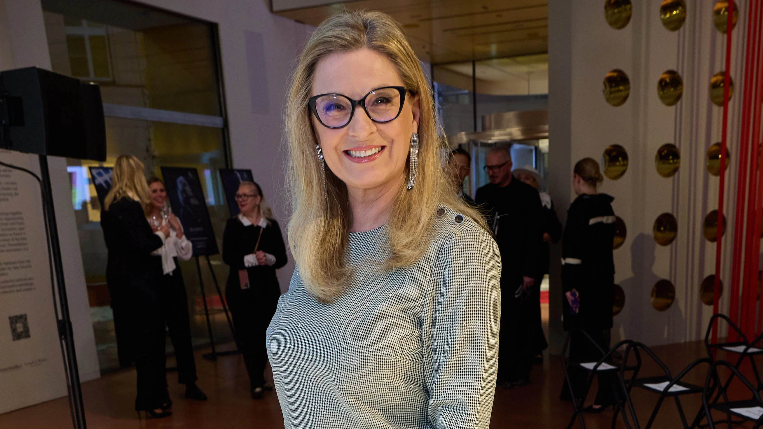 Christa Kummer überrascht mit ihrem neuen Buch. | Heute.at