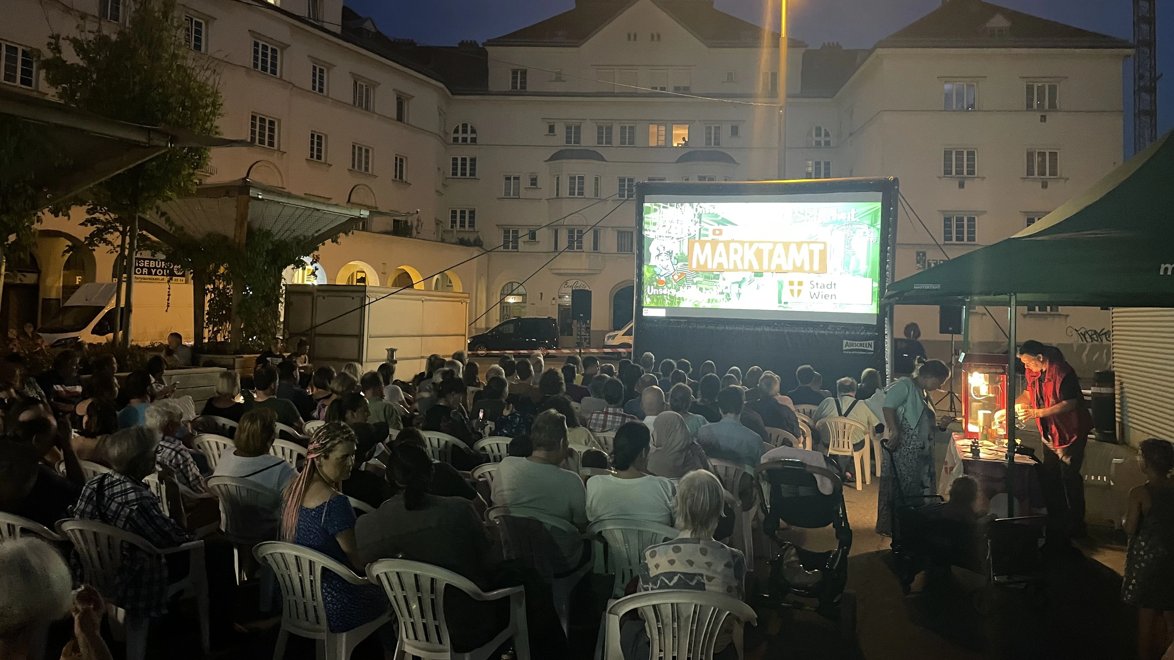 Das Sommerkino auf den Wiener Märkten startet im Juni. | Heute.at