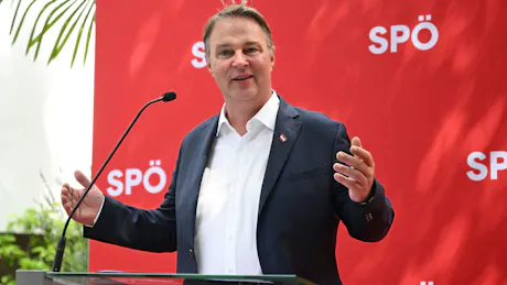 Der Greißler hat Vizekanzler Babler eine Rechnung geschickt. | Heute.at